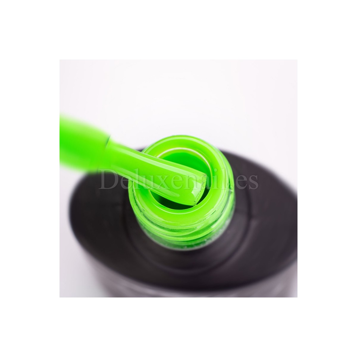 Esmalte Permanente Komilfo D267, Verde Neón, 8 ml